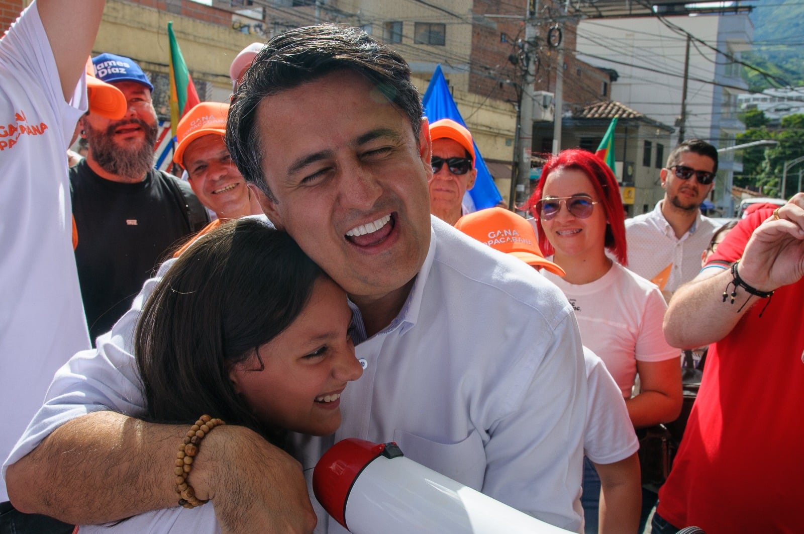 Aníbal Díaz, muchas manos y muchos corazones para transformar a ...