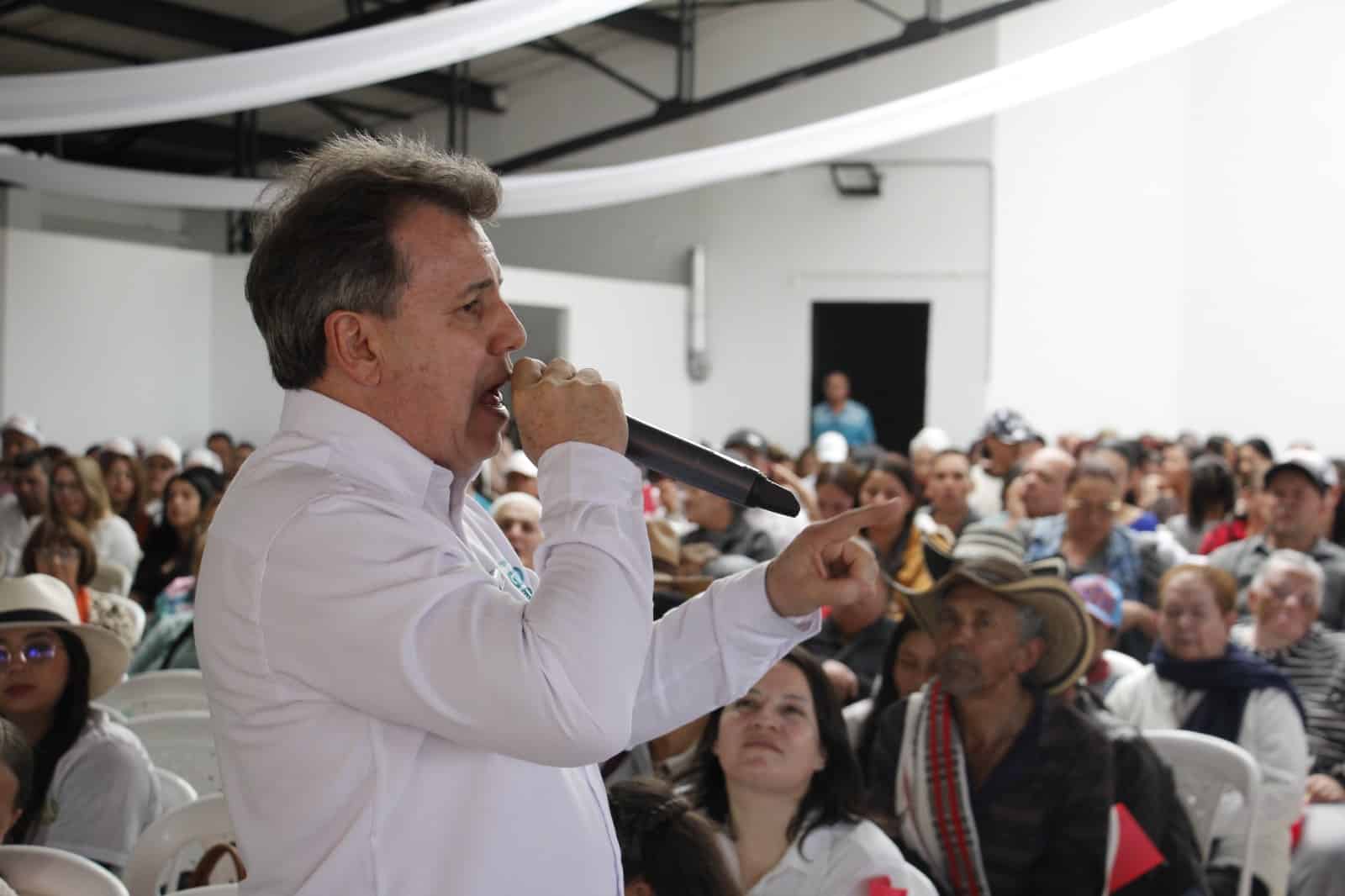 Llamado a la unión y al diálogo formula el candidato Eugenio Prieto