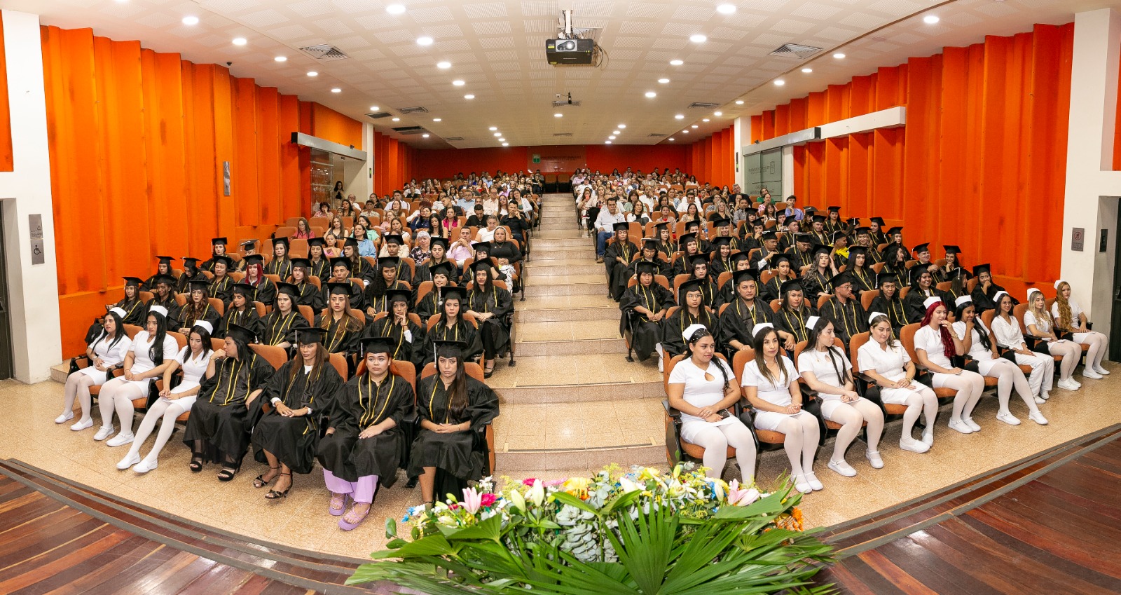 INDECAP gradúa los técnicos que el país necesita