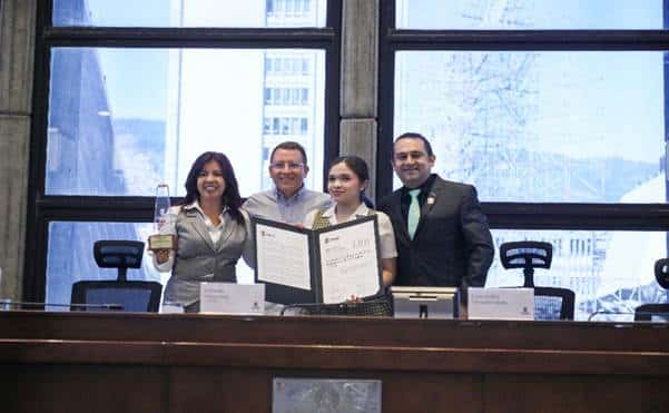 CEFA: 90 años formando mujeres líderes para Colombia